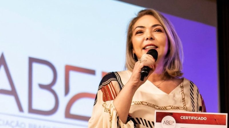 Liana Cirne é nomeada pelo STF para grupo de estudos sobre direitos ...